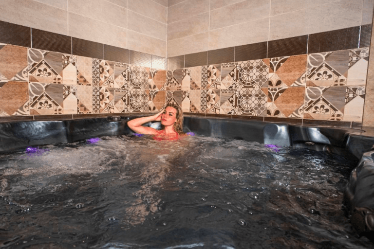 Hurghada, Egypt: Things to Do, Safety, Best Time & Hotels