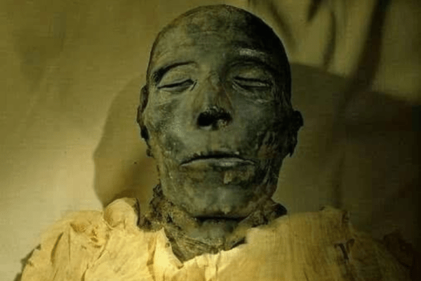 King Seti I: Egypt's Majestic Monarch