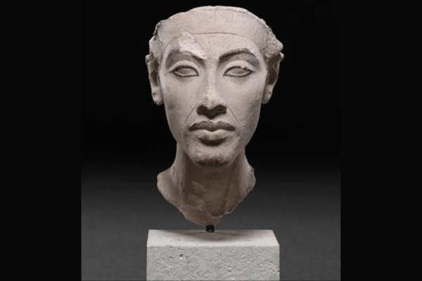 King Akhenaten: Egypt's Fearless Pharaoh of Radical Change